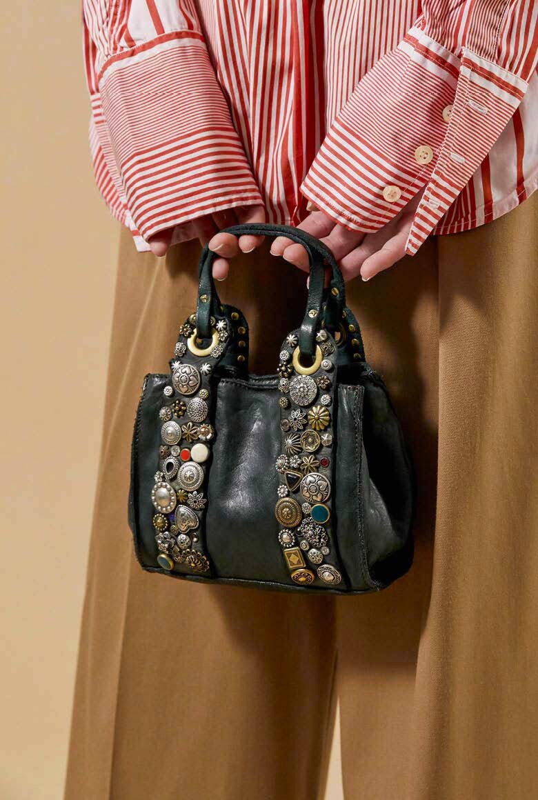 Campomaggi Site officiel | Sacs en cuir Made in Italy | Campomaggi